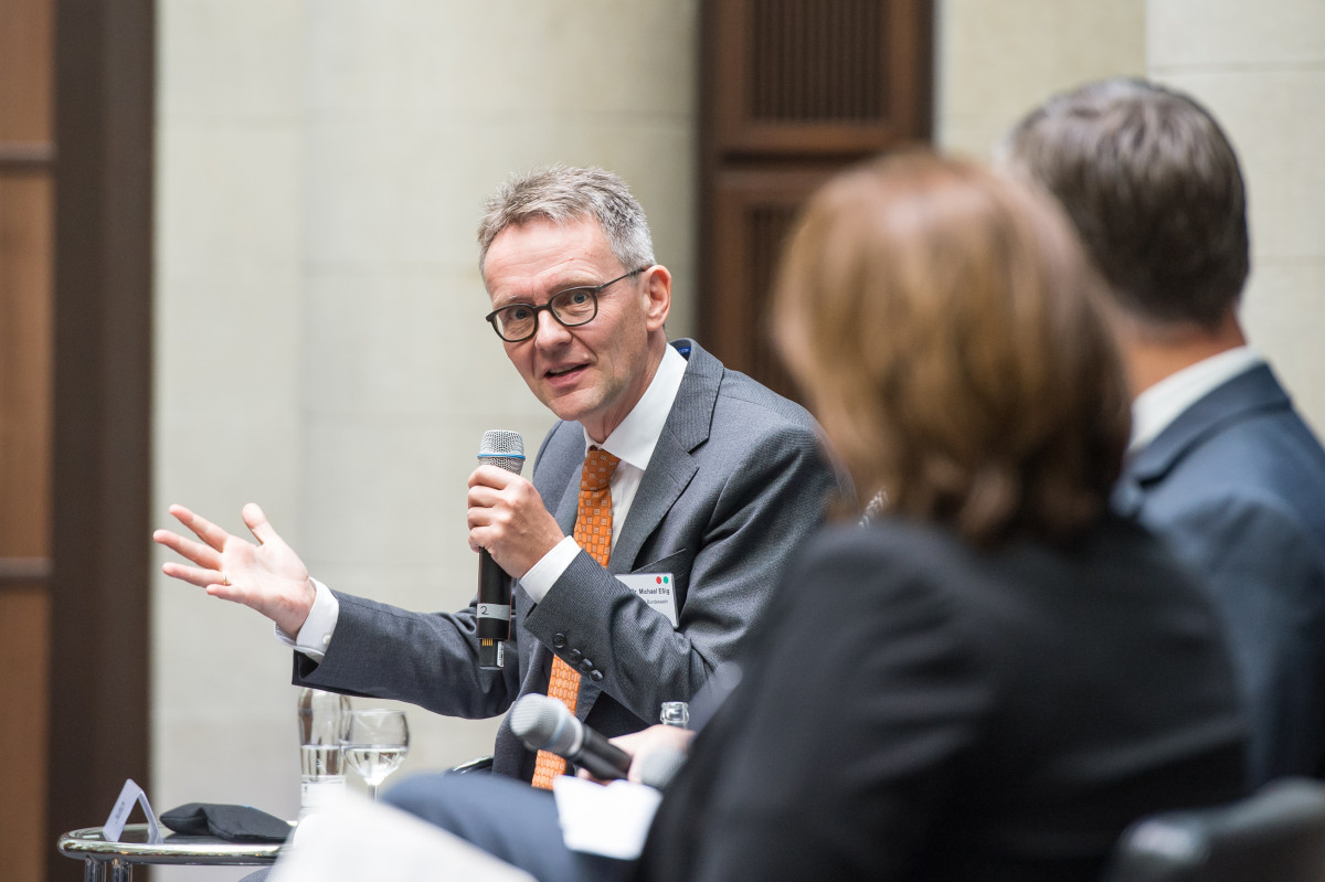 „Sie betreten jetzt 15 Prozent des Bruttoinlandsprodukts“ | VDZ ...